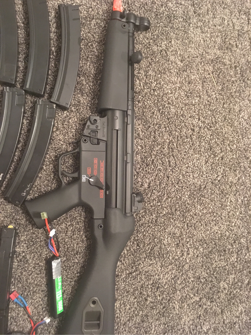 SOLD WTS elite force mp5 (burst fire) 5 mids 4 hicaps | HopUp Airsoft