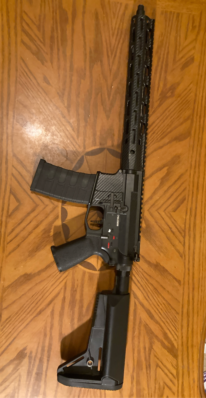 Textured rail and mag well CYMA Platinum M4 QBS Airsoft AEG Rifle ...