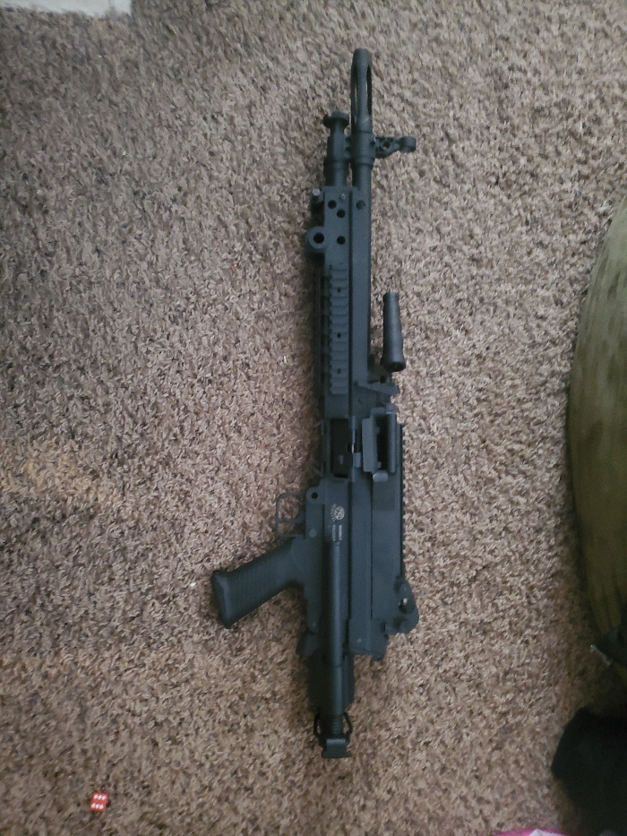 Feather Weight M249 | HopUp Airsoft