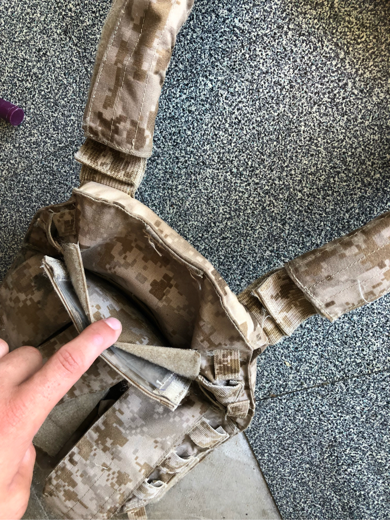 SOLD semapo old gen 6094K I’m AOR1, Viking tactics chest rig in ...