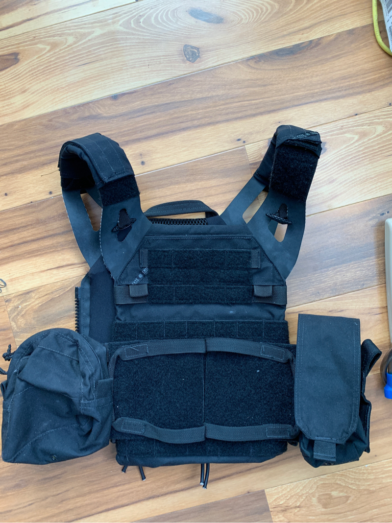 SOLD crye jpc 2.0 with pouches | HopUp Airsoft