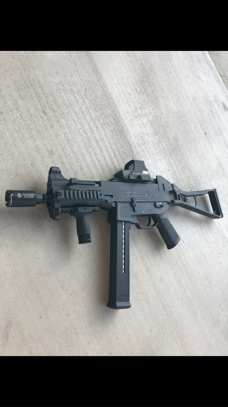 SOLD Elite Force UMP Electric blow back AEG | HopUp Airsoft