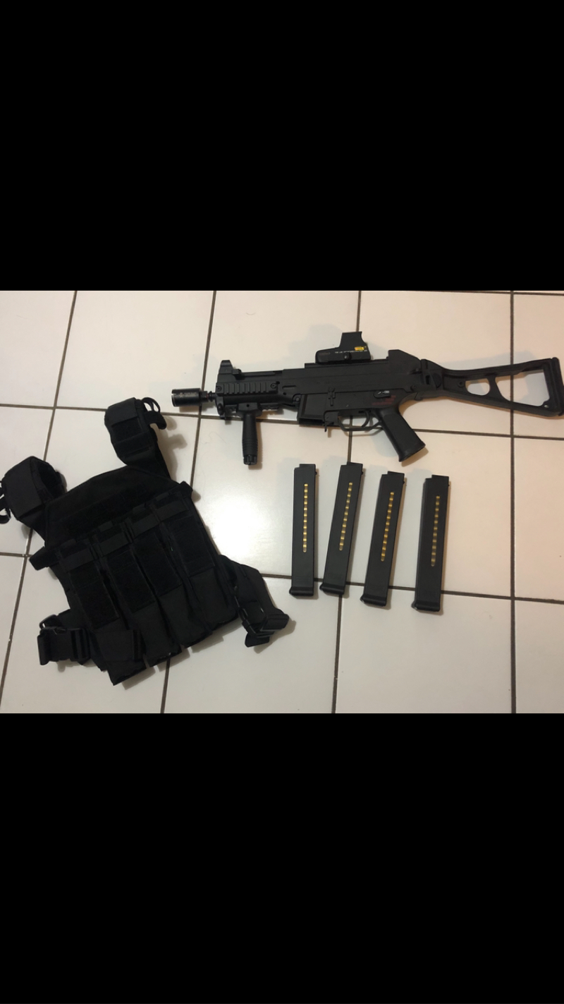 SOLD Elite Force UMP Electric blow back AEG | HopUp Airsoft