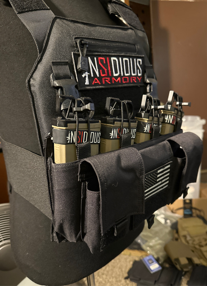 🔥SLICKSTER TACTICAL VEST ,6M4 MAGAZINE CHEST RIG & BACKPACK (BLACK ...