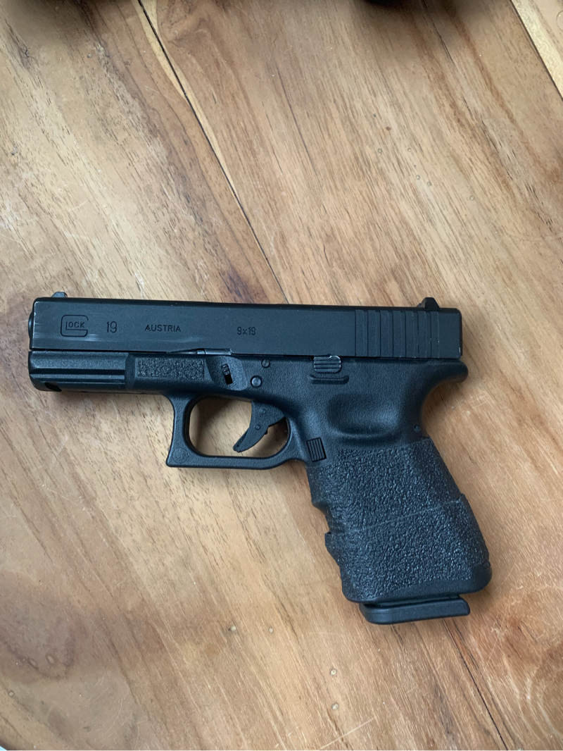 SOLD Elite Force Glock 19 Gen 3 GBB | HopUp Airsoft