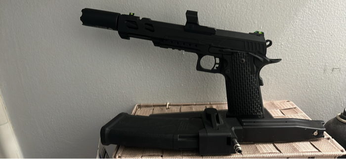 Ssp5 HPA with tracer and red Dot | HopUp Airsoft