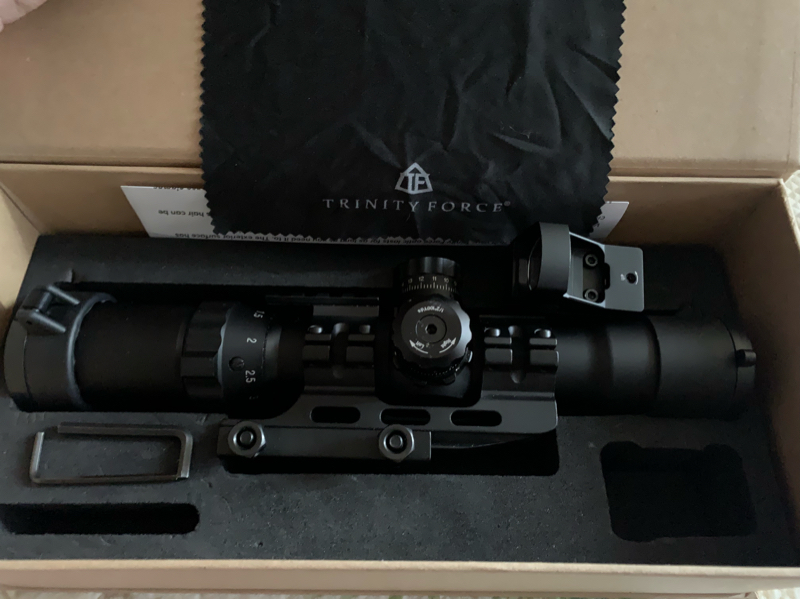 SOLD Trinity Force 1-4x red dot combo | HopUp Airsoft