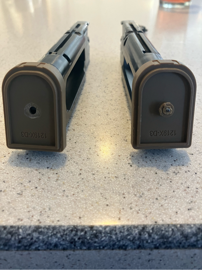 SOLD 2 Glock 19x magazines(with gun) | HopUp Airsoft