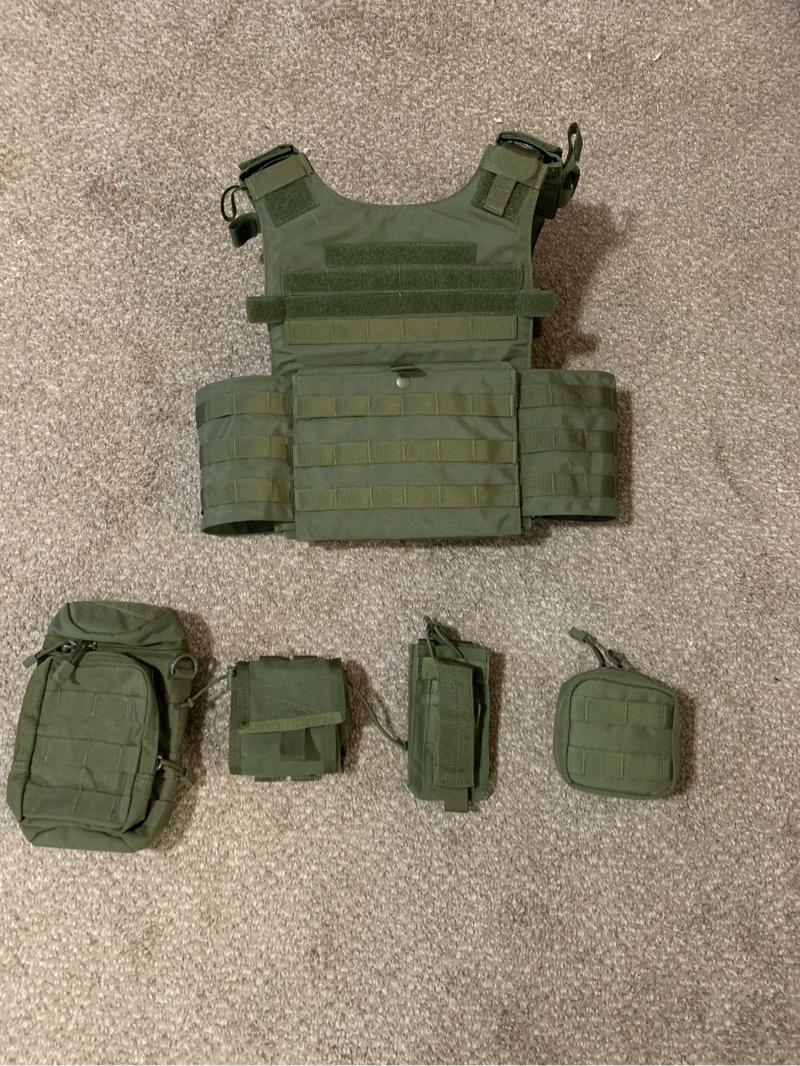 SOLD Condor Gunner Plate Carrier with Pouches | HopUp Airsoft