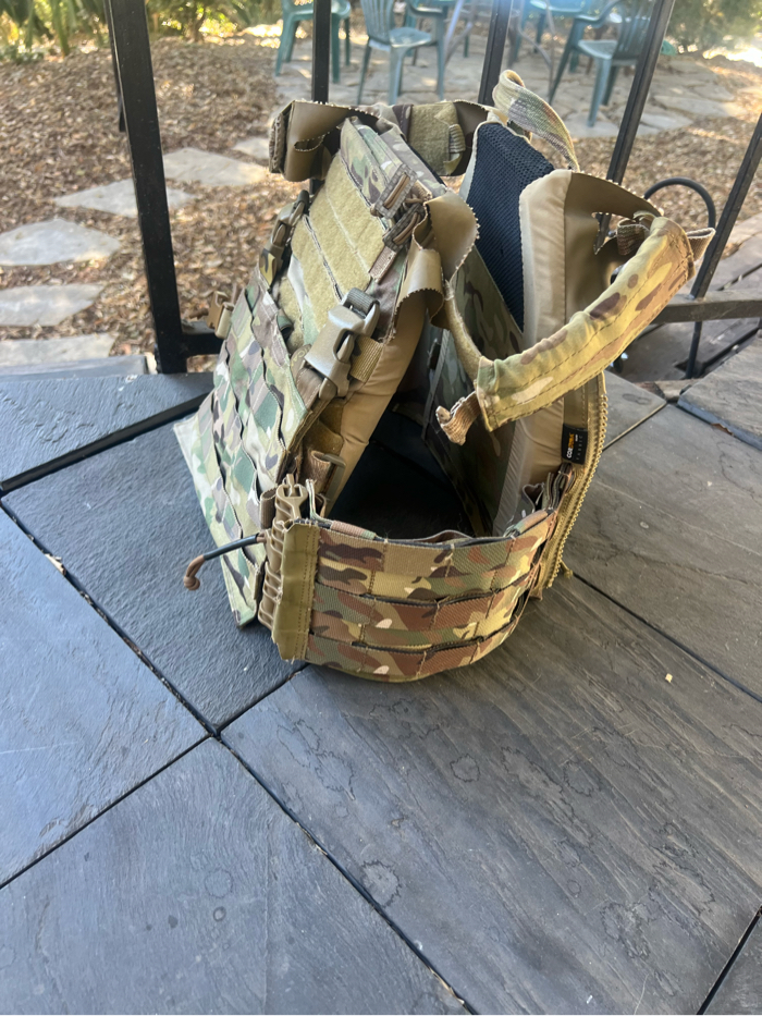 TMC JPC with Tubes climberbun, AXL zipper and crye front flap | HopUp ...