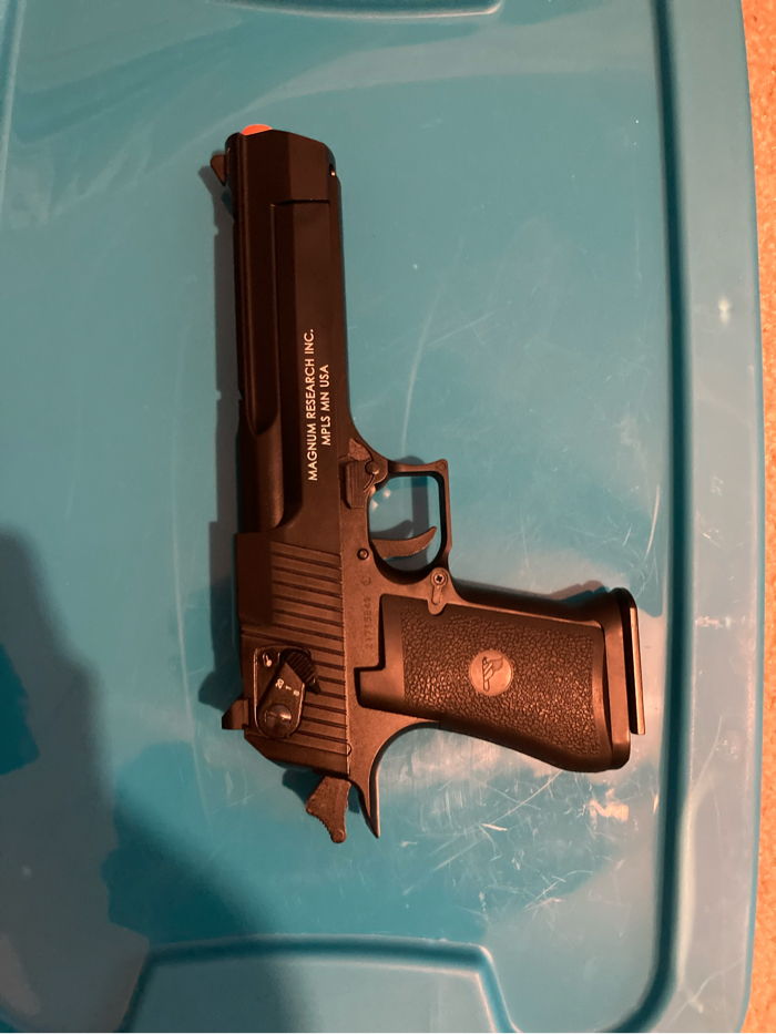 SOLD NEW COMES IN ORIGINAL BOX Cybergun Magnum Research Licensed Select ...