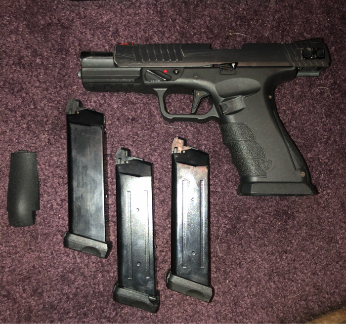 SOLD aps shark full/semi auto pistol | HopUp Airsoft