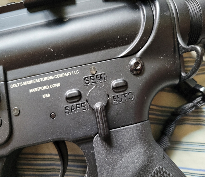 Electric Colt M4 | HopUp Airsoft