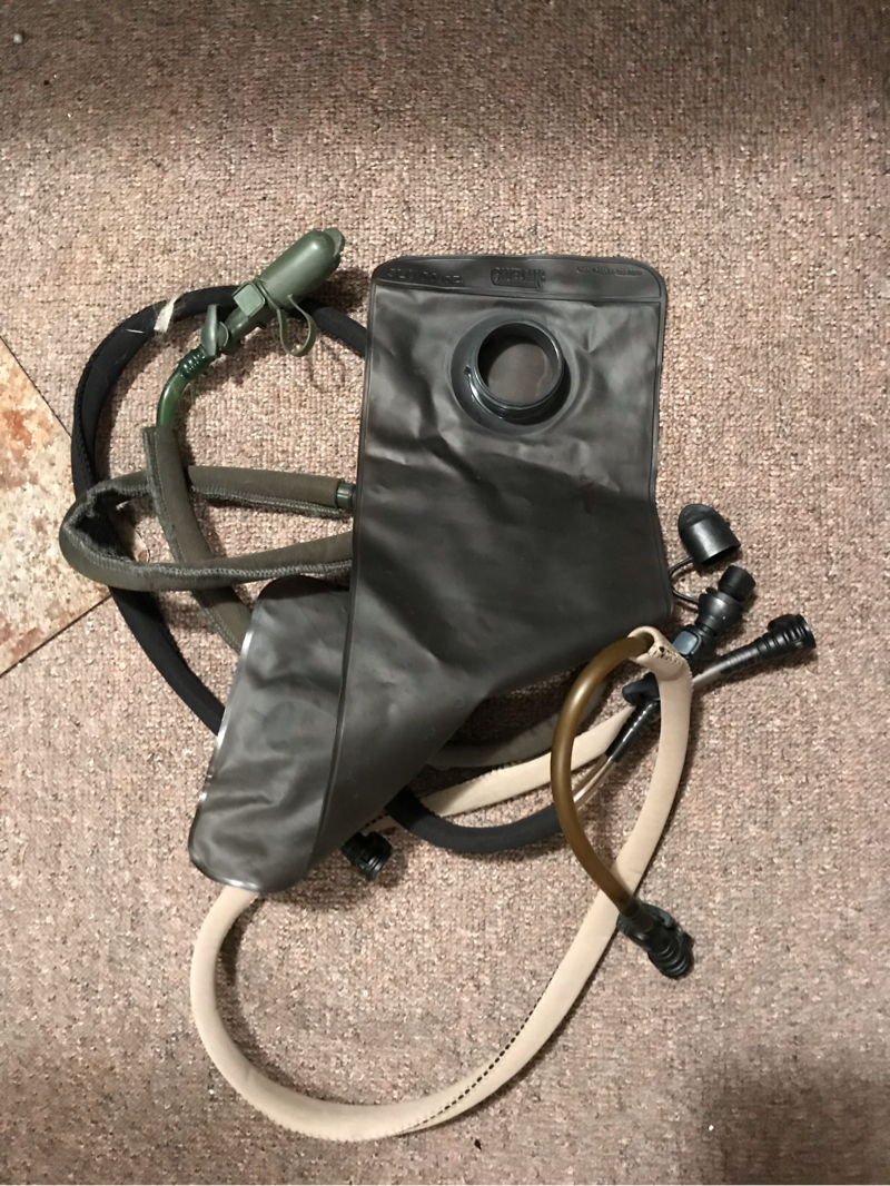 SOLD hydro bladder and hoses | HopUp Airsoft
