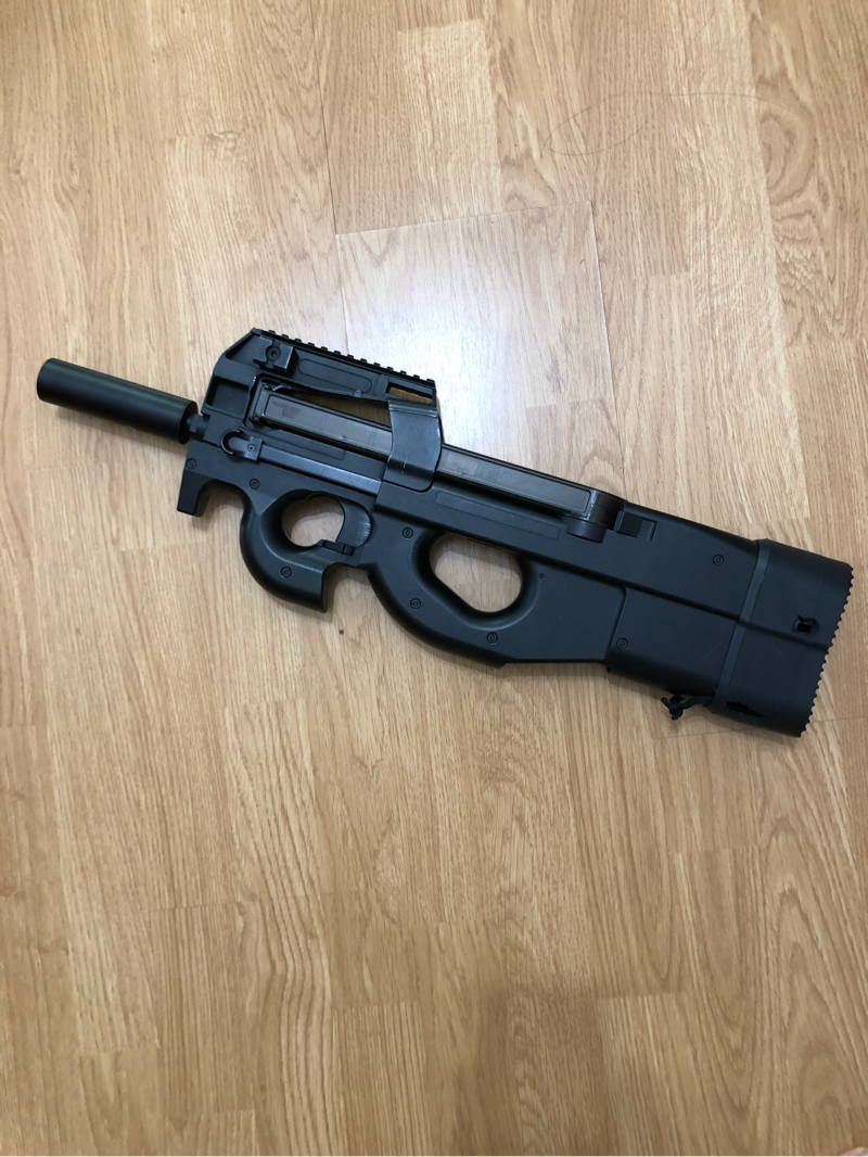 SOLD P90 | HopUp Airsoft
