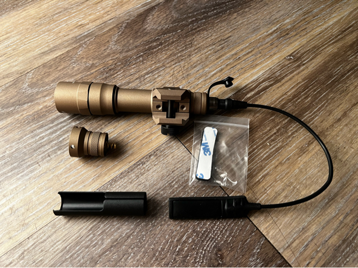 SOLD M600DF Scout Light Repro 1500 Lumens - Tan | HopUp Airsoft