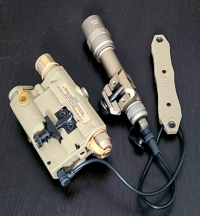 SOLD SureFire M600 Scout Light + Element UHP LA5 PEQ-15 + Night ...