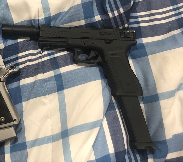 SOLD Aps full auto glock | HopUp Airsoft